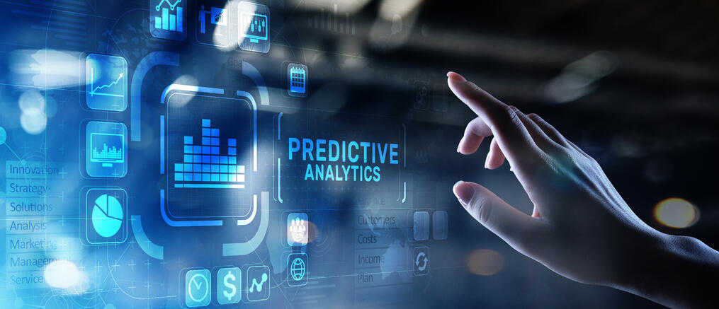 ¿Cómo el análisis predictivo beneficia la gestión de riesgo?
